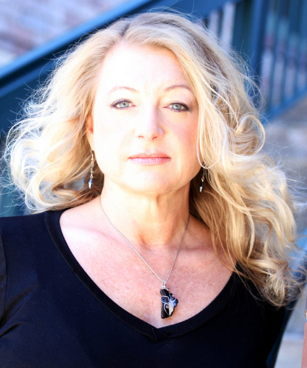 Medium Jill Jackson